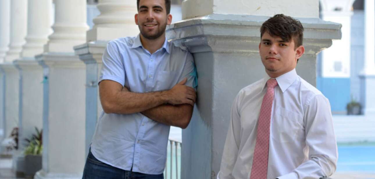 Al frente del centro, marcando historia – UNIDOS FVD