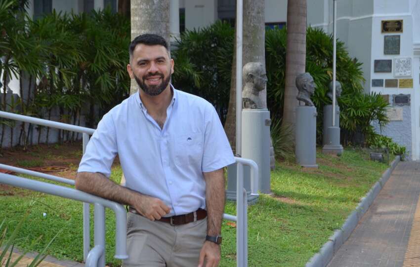 Conocer la historia, escribir el futuro - UNIDOS FVD